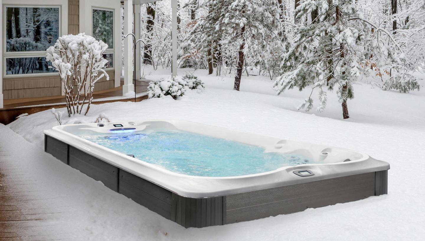 How a Hot Tub Can Relieve Cold Weather Ailments | Elite Pool and Spa